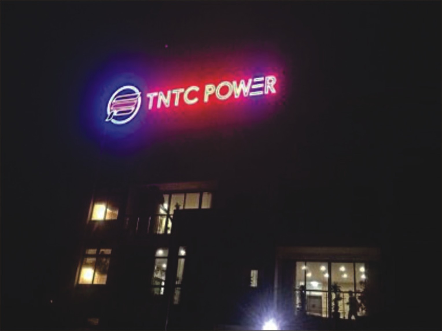 Chữ nổi nhà cao tầng, chữ cỡ lớn - Quảng cáo Minh Anh